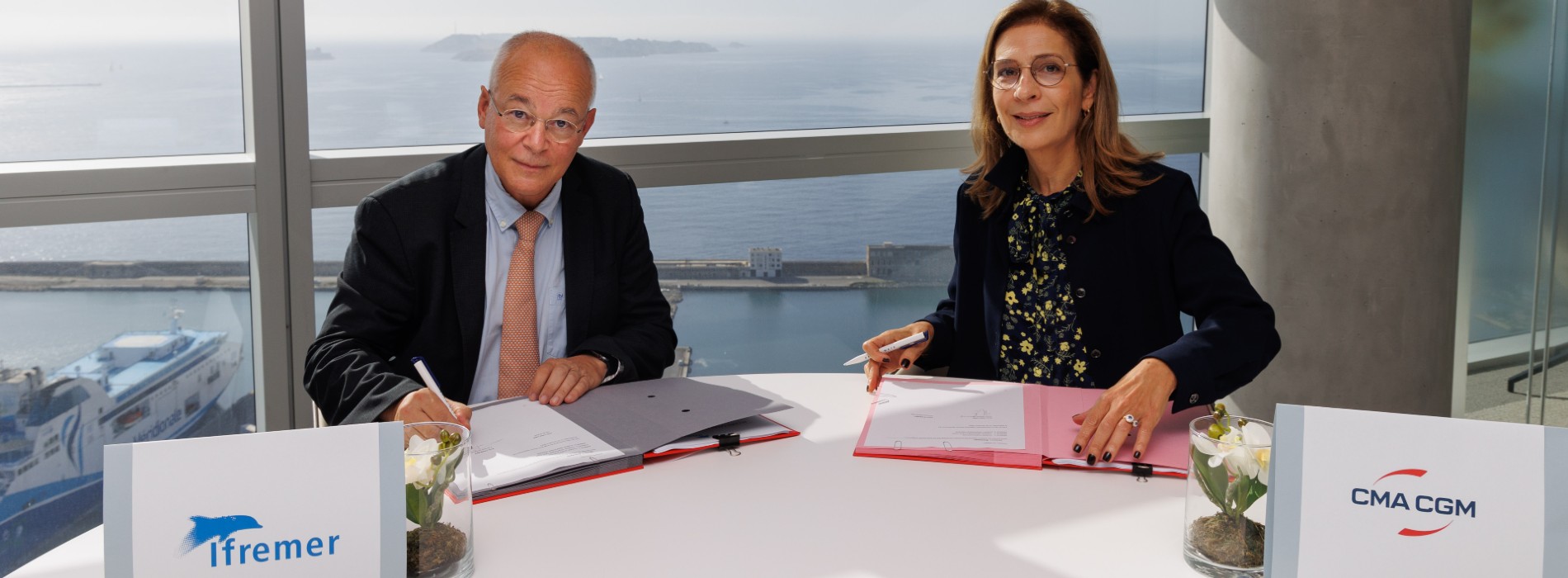 CMA CGM | The CMA CGM Group and Ifremer sign a partnership agreement to ...